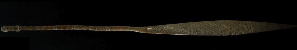 Maori Artifacts | Maori Art | Maori carving | Maori Paddles
