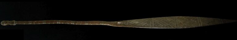 Maori Artifacts | Maori Art | Maori carving | Maori Paddles